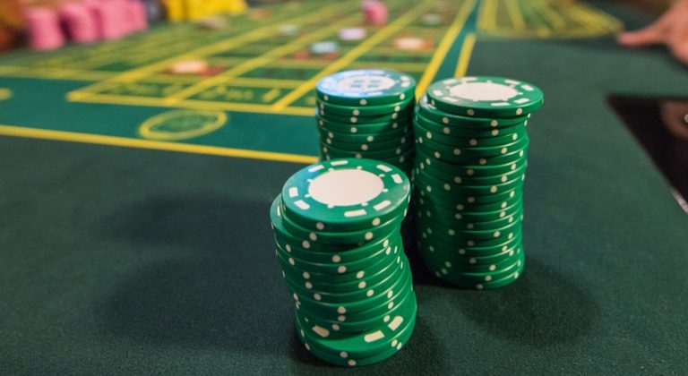 The 15 Best Poker Chip Sets to Buy Today | Gamblers Daily Digest